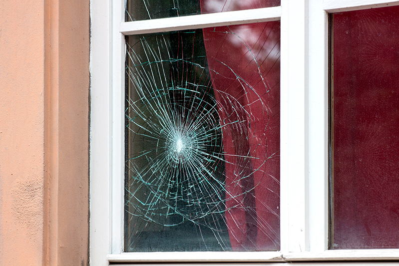 How to Tell if Your Windows Need to be Replaced | American Design and Build